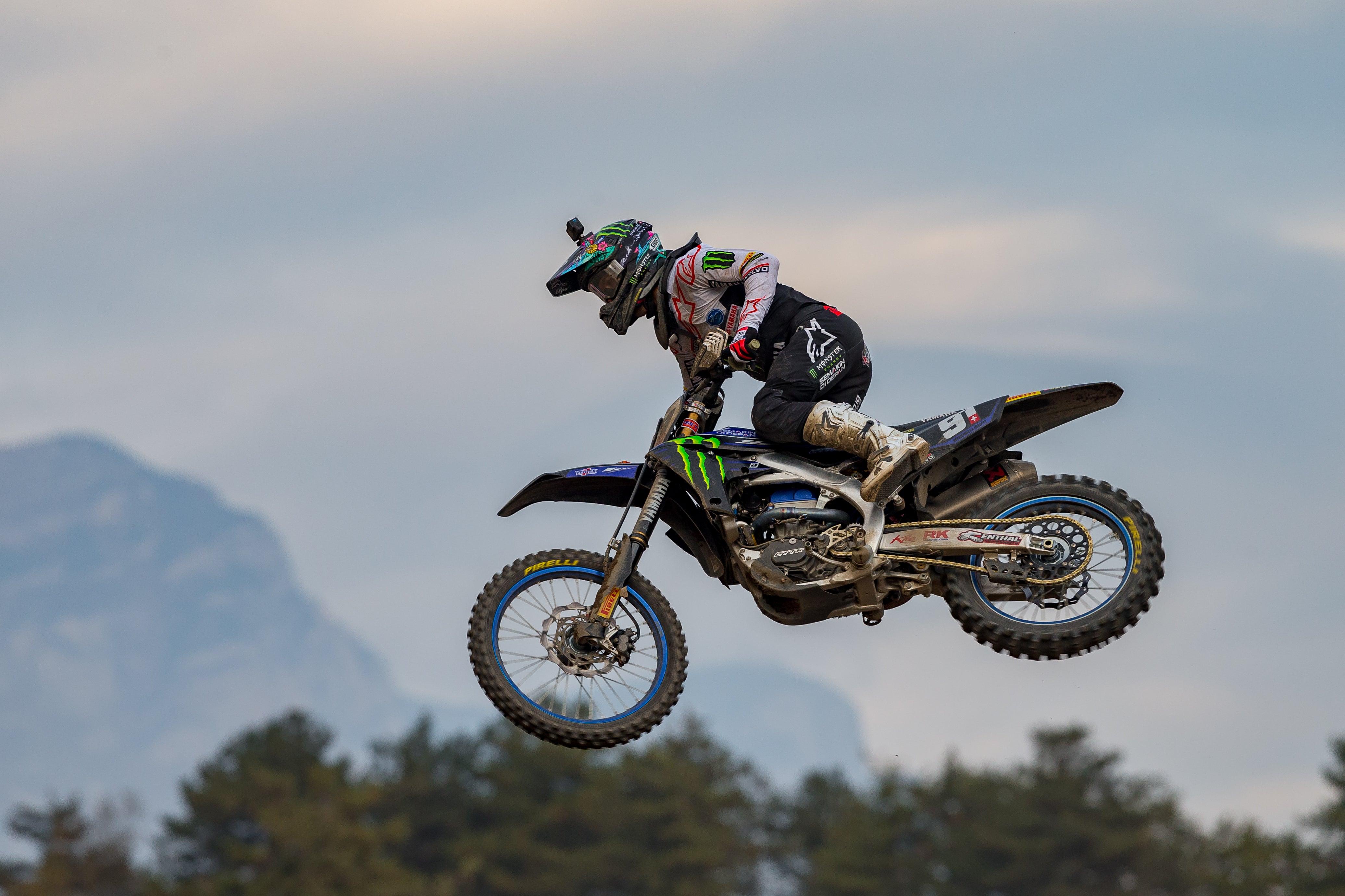 Jeremy Seewer de alto vuelo gana MXGP de Garda, Italia; Romain febvre ...